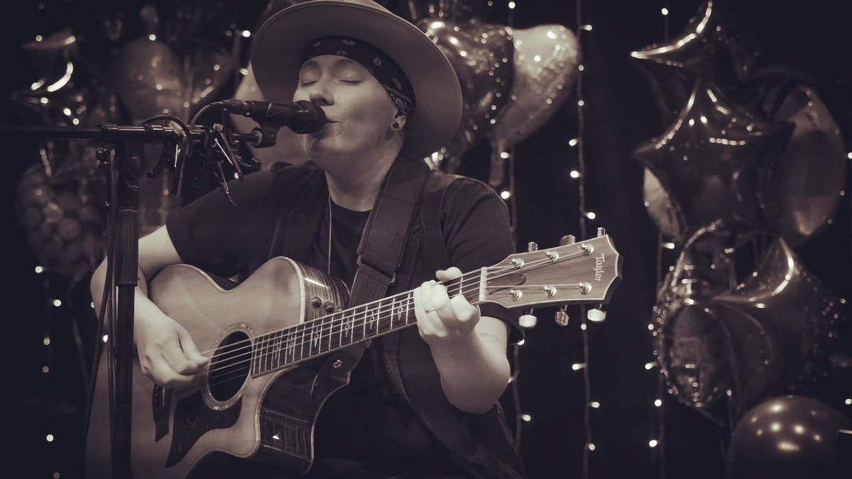 Kristy Lee At Café Eleven | Visit St. Augustine