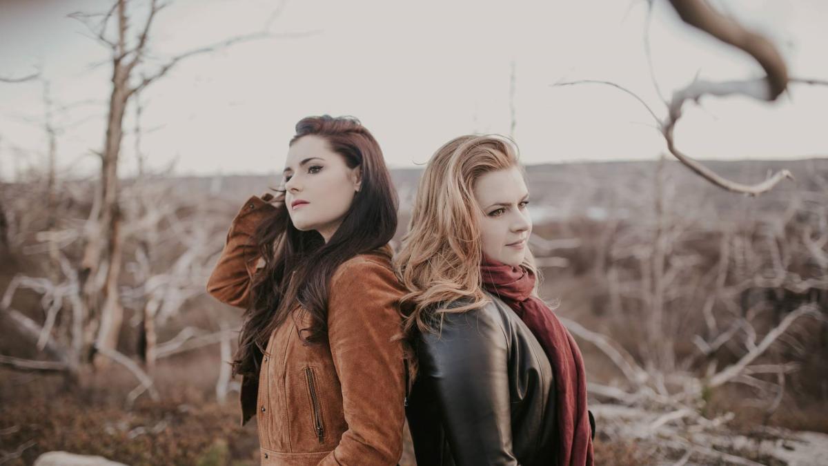 Cassie and Maggie at Cafe Eleven | Visit St. Augustine