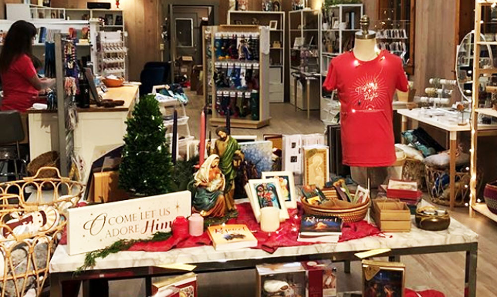 Blue Mantle, The | Visit St Augustine